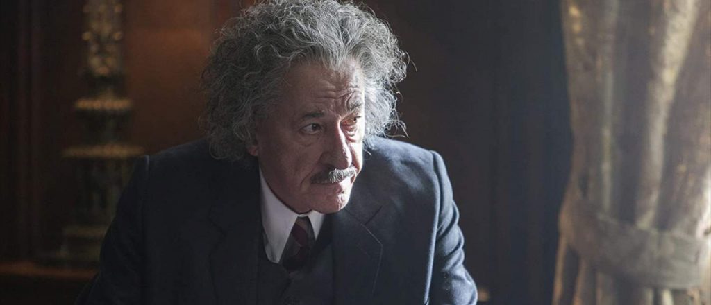 САМЫЕ ИНТЕРЕСНЫЕ СЕРИАЛЫ, КОТОРЫЕ СТОИТ ПОСМОТРЕТЬ